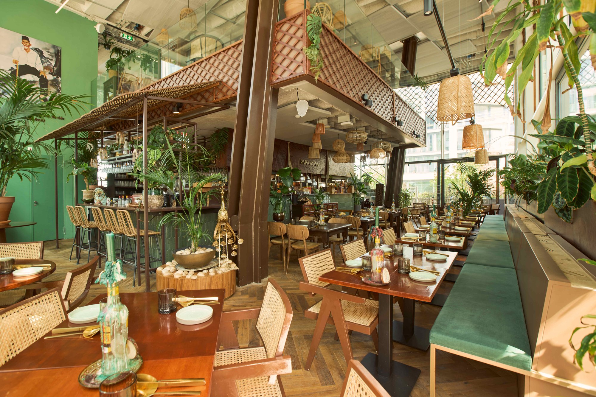 Papa Aswa: een pareltje aan het water in Amsterdam